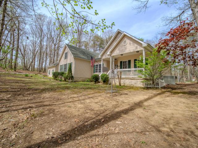 455 Bluff View Dr