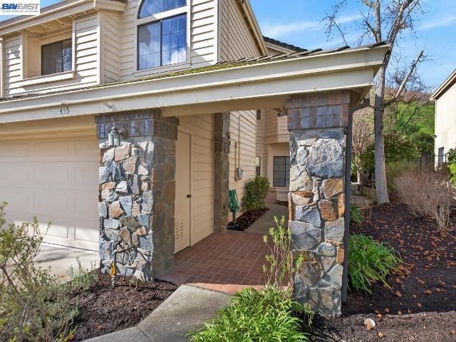 455 Eagle Valley Way