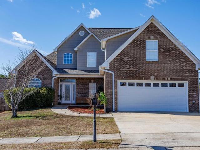 455 Oak Leaf Cir, Pell City, AL 35125