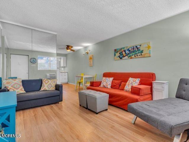 455 Ocean Boulevard Unit 10