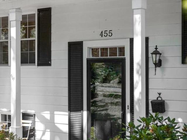 455 Orlando Avenue