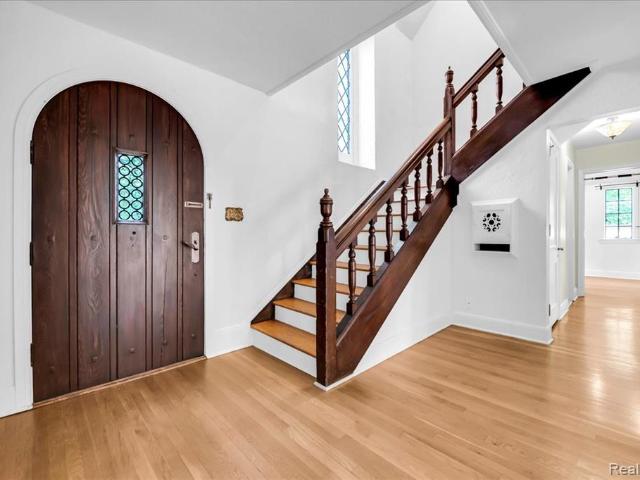 455 Linden Road