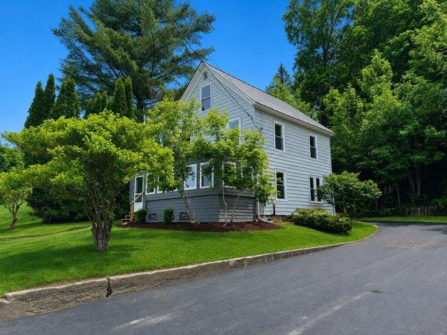 455 Main St, Newport City, VT 05855