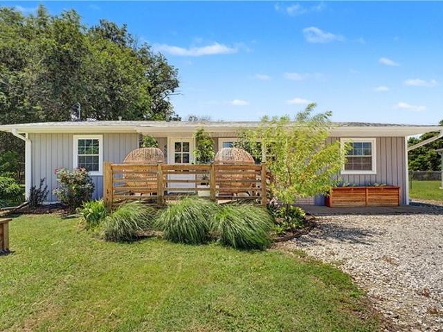 455 N Curtis Ave, Pea Ridge, AR 72751