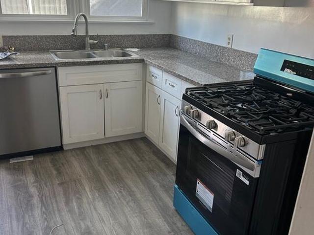 455 S Oakhurst Drive 3