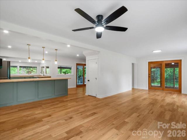 455 Rocky Springs Heights