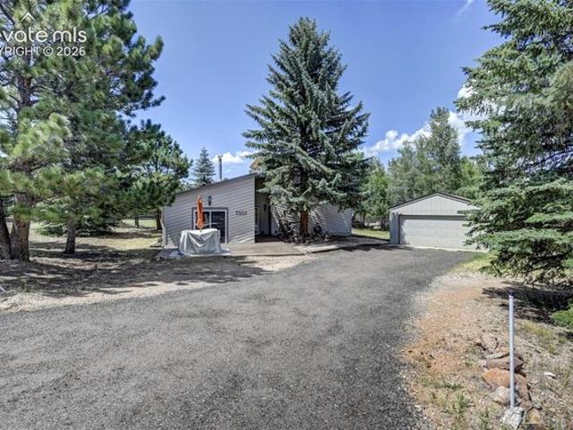 455 Red Feather Ln, Woodland Park, CO 80863