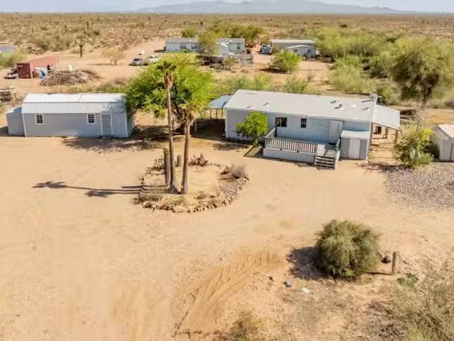455 W Green, Morristown, AZ 85342 MLS 6869139