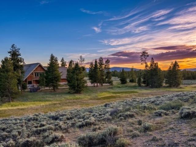455 Willis Dr, Granby, CO 80446