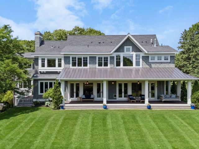 4565 Bayside Road