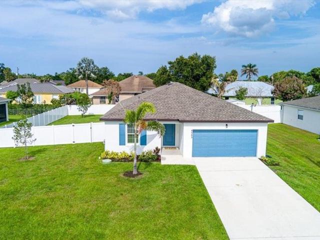 4565 SW Scope St, Port Saint Lucie, FL 34953