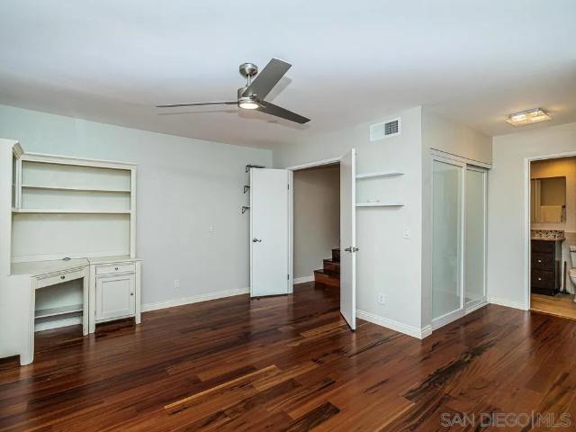 4566 W Point Loma