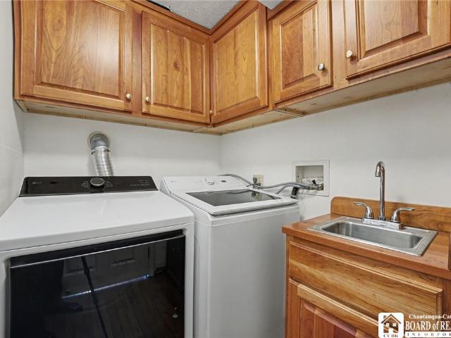 4568 Warner Bay Road