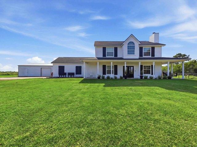 4560 McDermand Rd, China, TX 77613