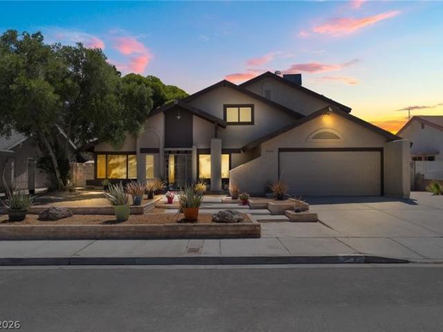 4560 Green Canyon Dr, Las Vegas, NV 89103
