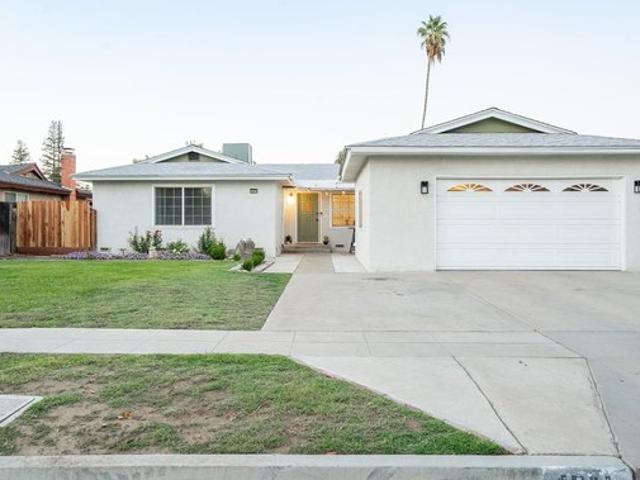 4561 E Norwich Ave, Fresno, CA 93726