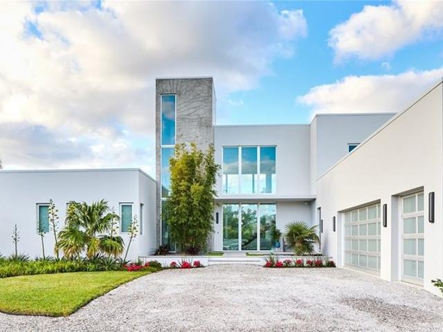 4561 Pebble Bay S, Vero Beach, FL 32963