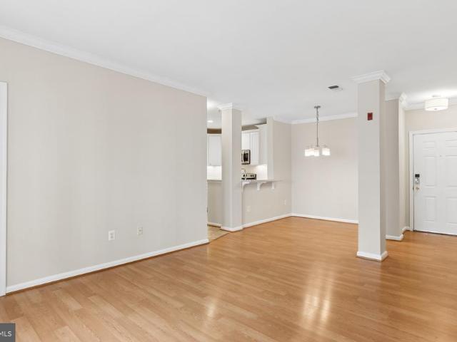 4561 Strutfield Lane # 3203