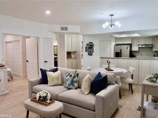 4561 Warner Ave Apt 101, Huntington Beach, CA 92649