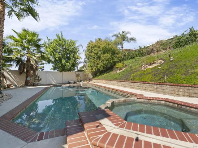 45632 Corte Lobos, Temecula, CA 92592 | MLS #260016