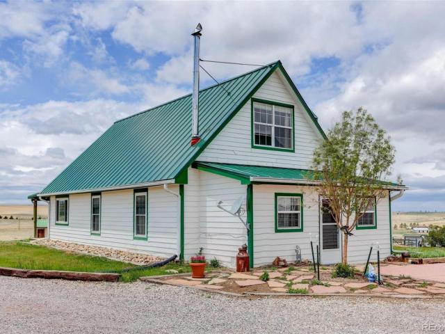 45634 Sun Country Drive