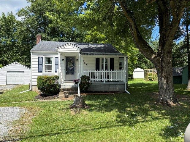 4563 Nutwood Ave NW, Champion, OH 44483