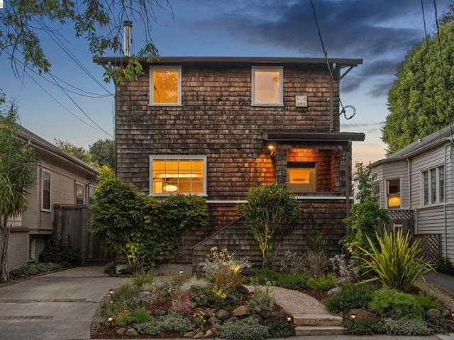 456 62nd St, Oakland, CA 94609