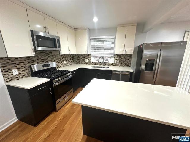 456 9th St, Unit 1, Palisades Park, NJ 07650 | MLS #26008 | Compass