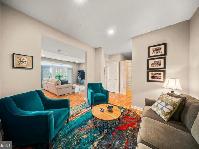 456 Carson Terrace # 456