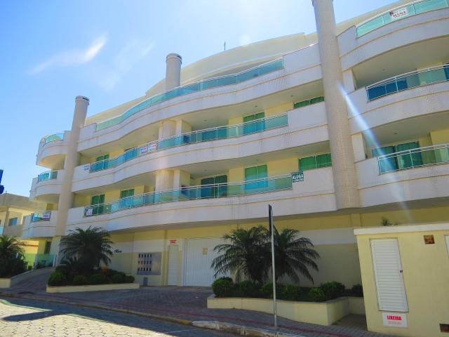456 Apartamento 3 quartos a poucos metros da praia de Bombinhas