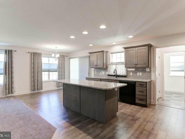 456 Apple Hollow Rd, Mechanicsburg, PA