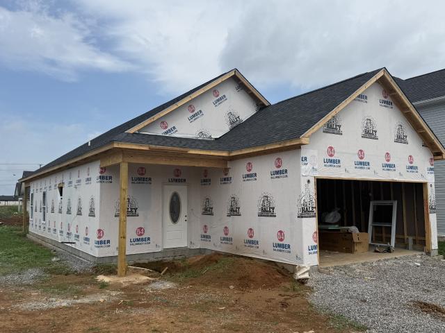 456 Ayden Ln