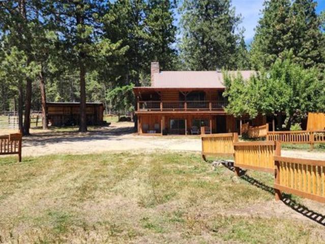 456 Blue Jay Ln, Hamilton, MT 59840