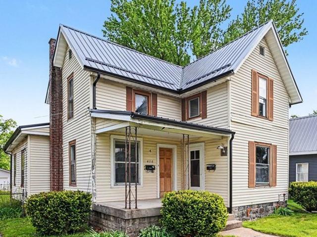 456 E Walnut St, Nappanee, IN 46550