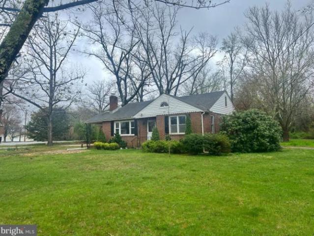 456 E Fleming Pike, Hammonton, NJ 08037