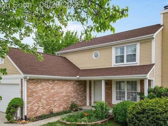 456 Farmridge Ct, Rochester Hills, MI 48307