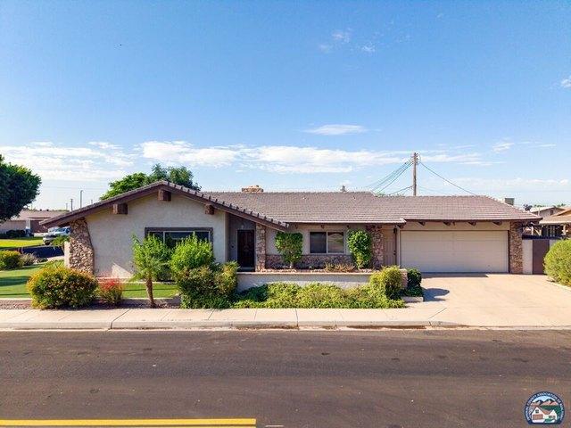 456 Julia Dr, Brawley, CA 92227