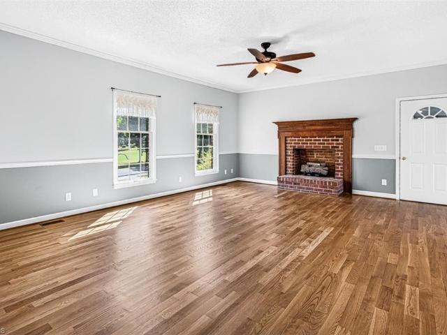 456 Nassau Trail