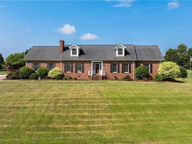 456 Nassau Trl, Asheboro, NC 27205