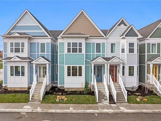456 SW Brummel Rd, Lee's Summit, MO 64081