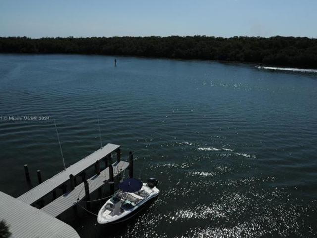456 Poinciana Dr #1620, Sunny Isles Beach, FL 33160