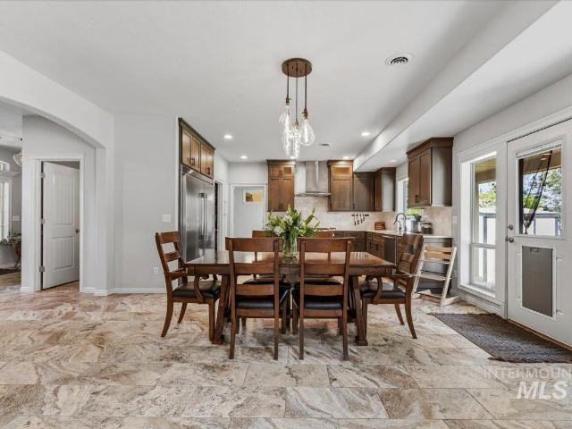 456 W Bear Track Dr
