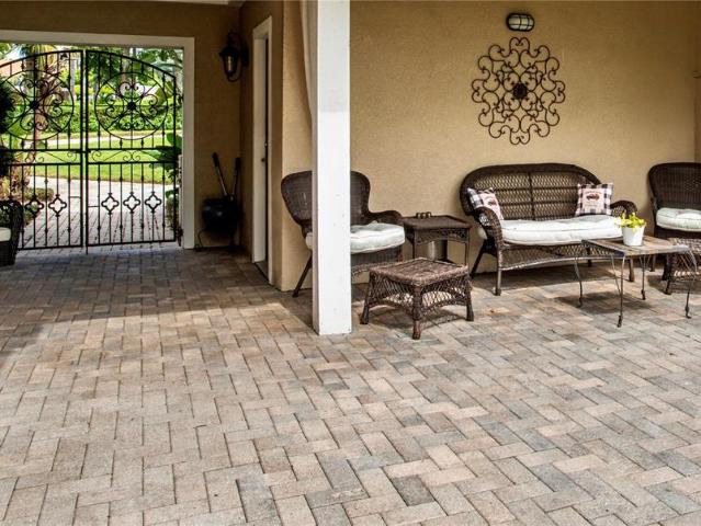 4574 Sailbreeze Ct, Orlando, FL 32810 | MLS #O6343