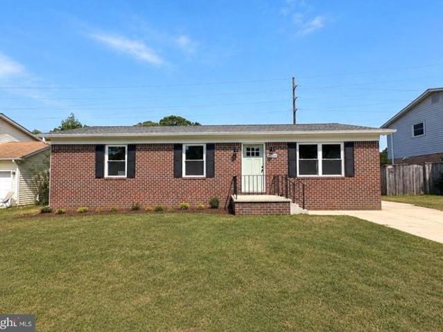 45754 Oliver Ct, Great Mills, MD 20634