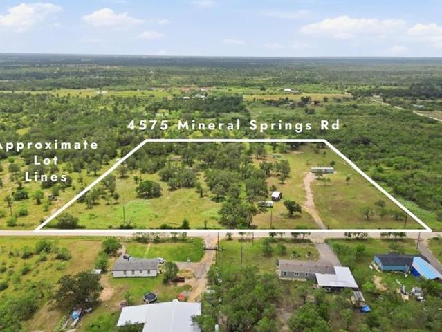 4575 Mineral Springs Rd, Lockhart, TX 78644