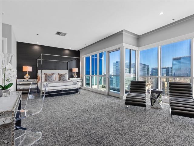4575 Dean Martin Drive 3300
