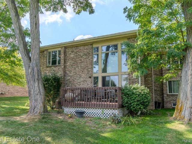 4575 Fairway Court