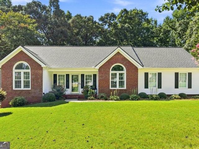 4575 Summerset Dr, Gainesville, GA 30507