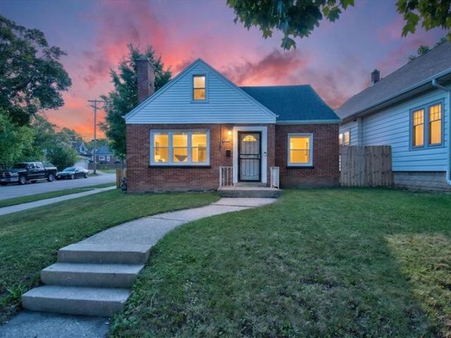 4576 N 40th St, Milwaukee, WI 53209