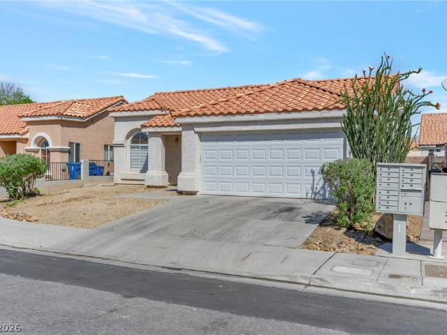 4576 Coral Silk Ct, Las Vegas, NV 89110 | MLS #2768 | Compass